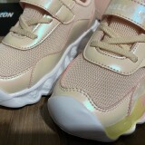 Продам детские кроссовки Hello Kitty со светящейся подошвой (Оригинал)